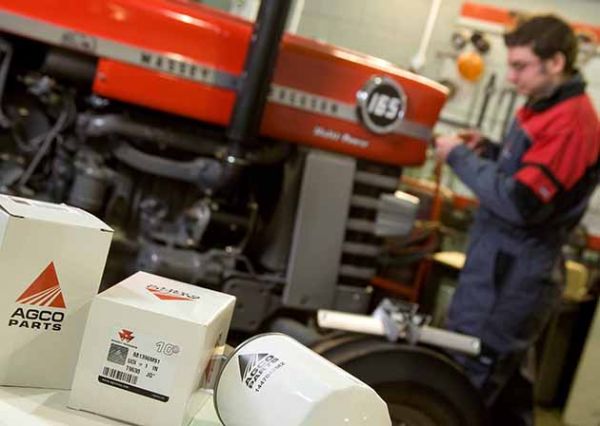 AGCO представила линейку смазочных материалов под брендом AGCO Parts ...