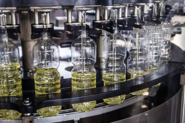 Экспортные котировки на подсолнечное масло из Украины превысили $1200 за тонну FOB – Refinitiv ...